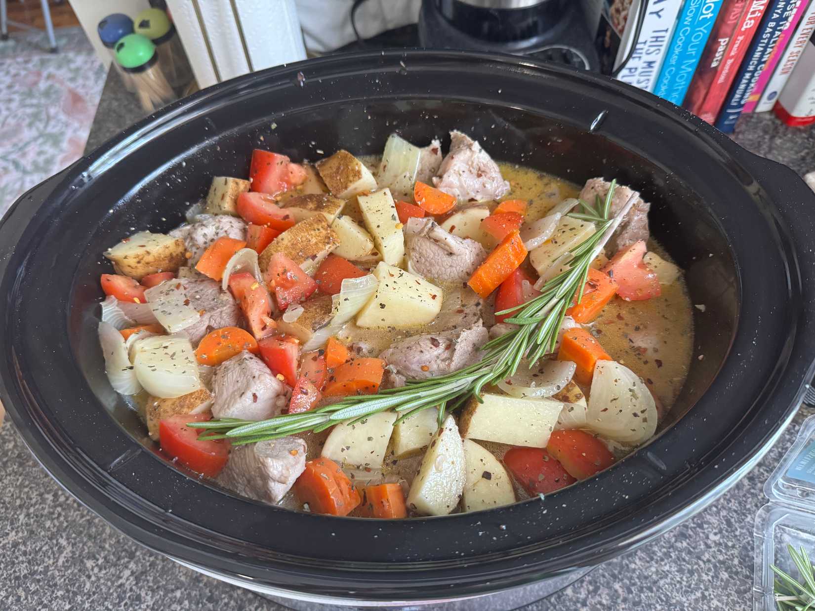 I made Mafia: The Old Country's pork spezzatino recipe