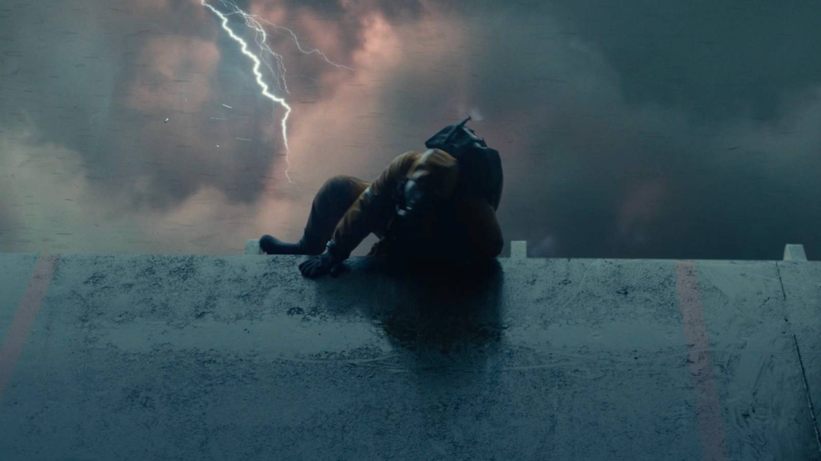 Gerard Butler gets his Silo moment in new Greenland 2 footage