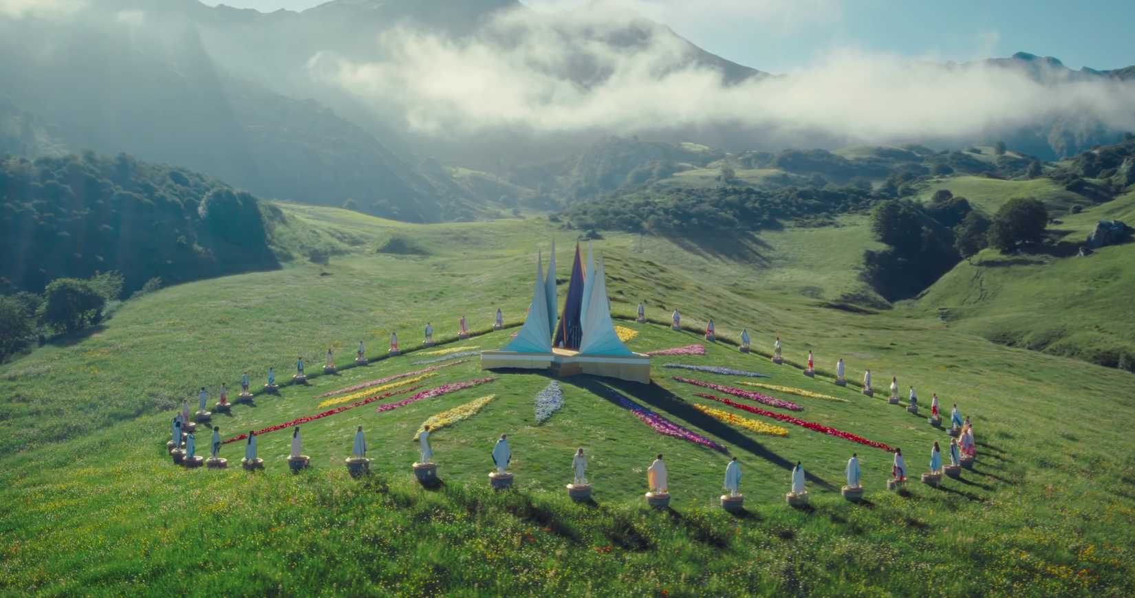 The Hunger Games: Sunrise on the Reaping's new trailer brings Midsommar ...