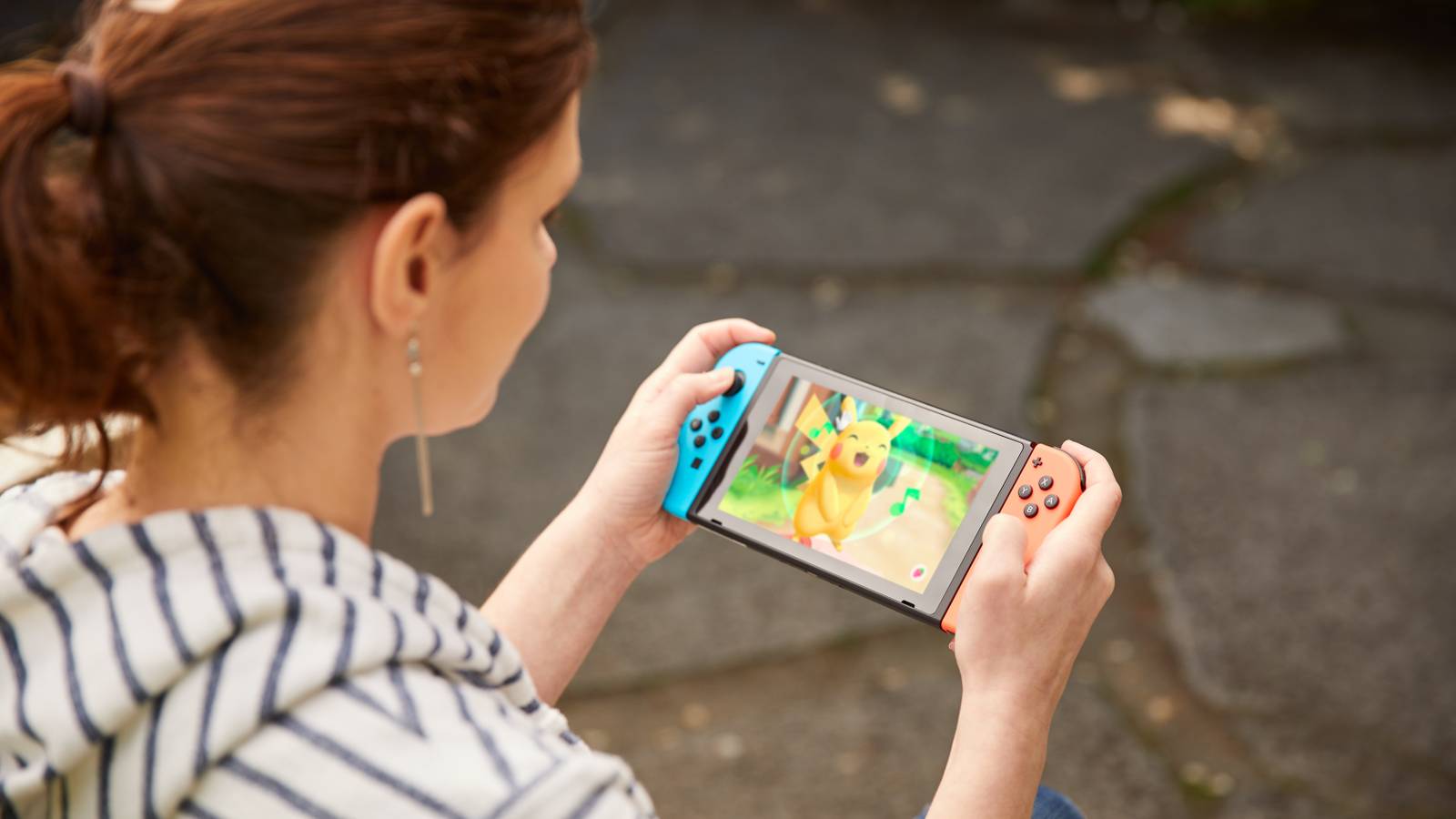 Pokémon: Let’s Go! in handheld mode is the best way to play