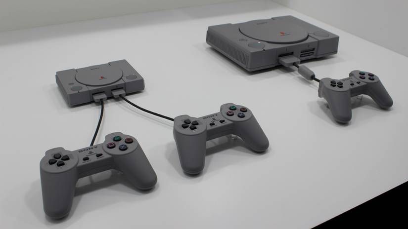 retro playstation console