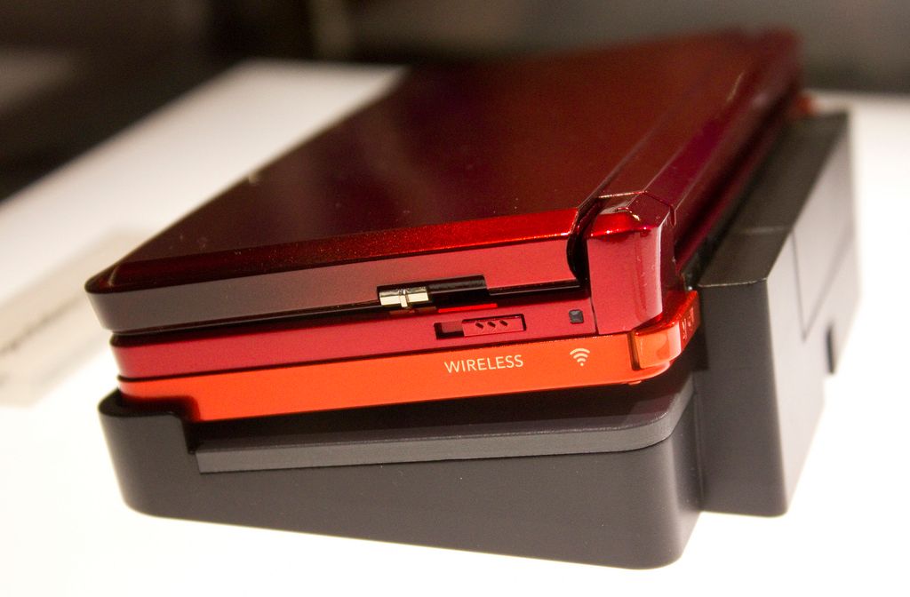 flame red 3ds shell
