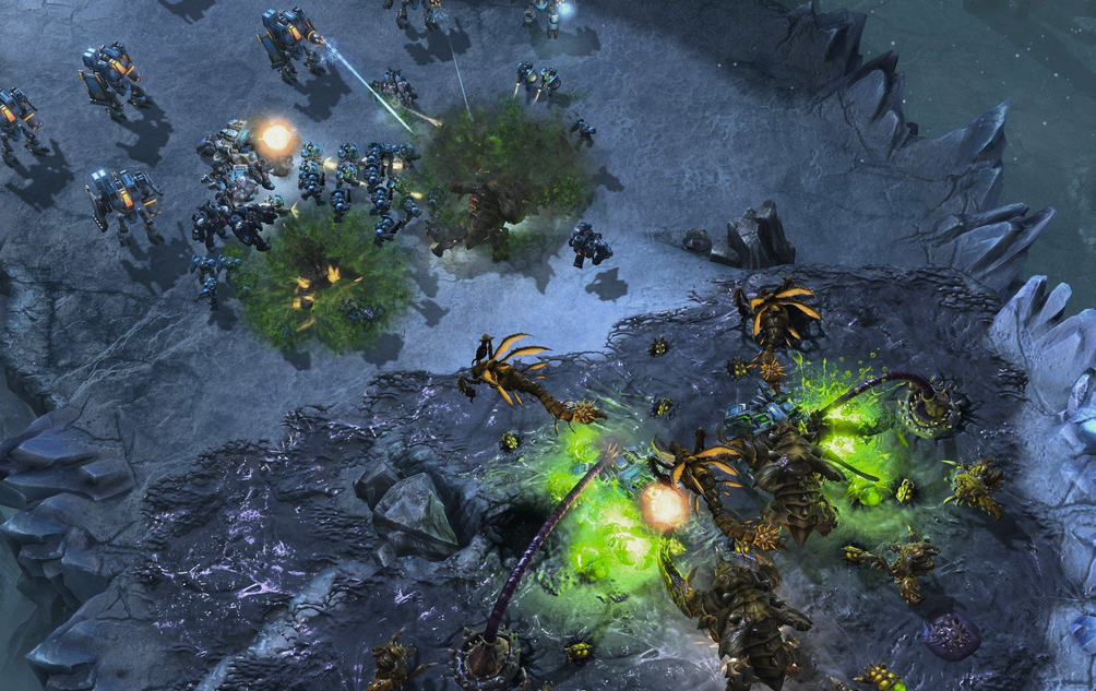 Starcraft 2: Heart of the Swarm introducing custom user interfaces