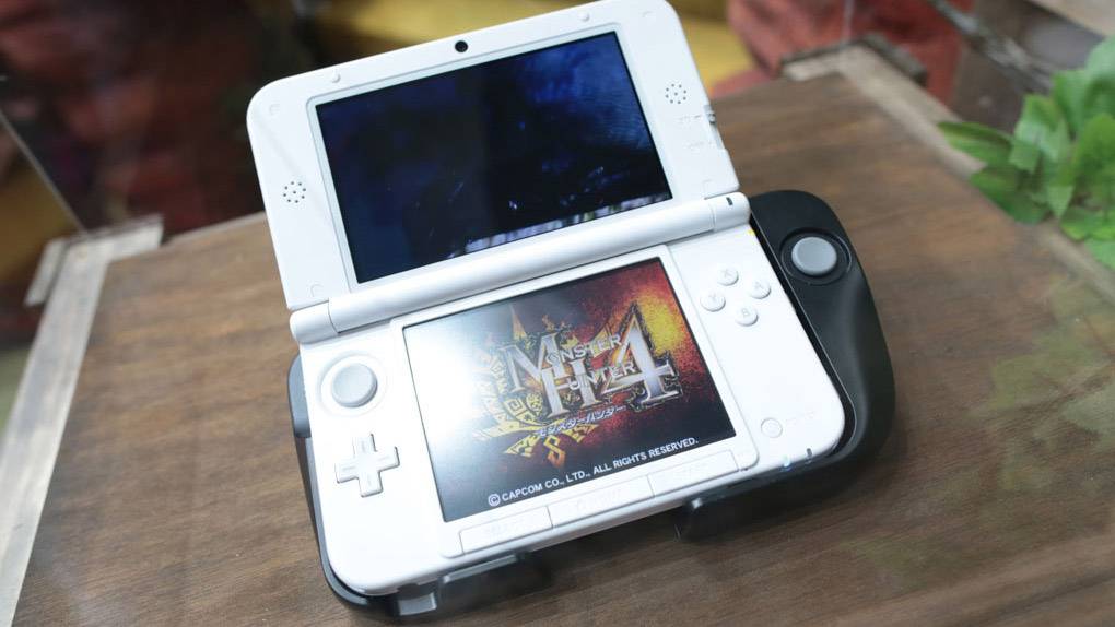 Nintendo 3DS XL Circle Pad Pro available for pre-order through official ...
