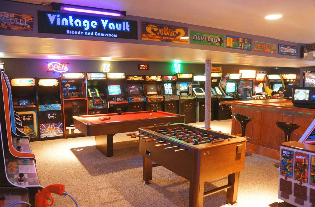 Family builds a free play basement arcade crawling with classic cabinets