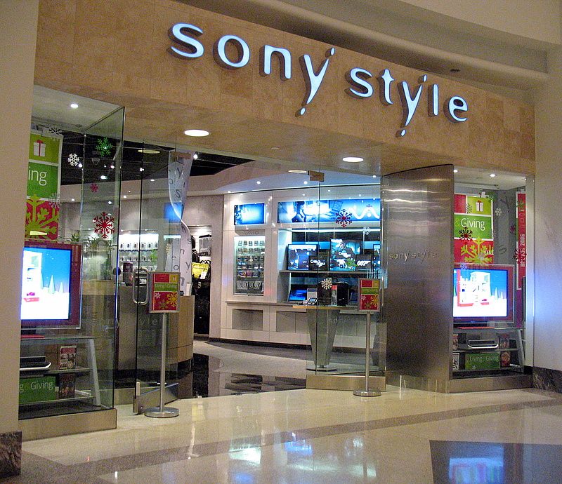 Sony closing 20 US Sony Store locations by end of 2014