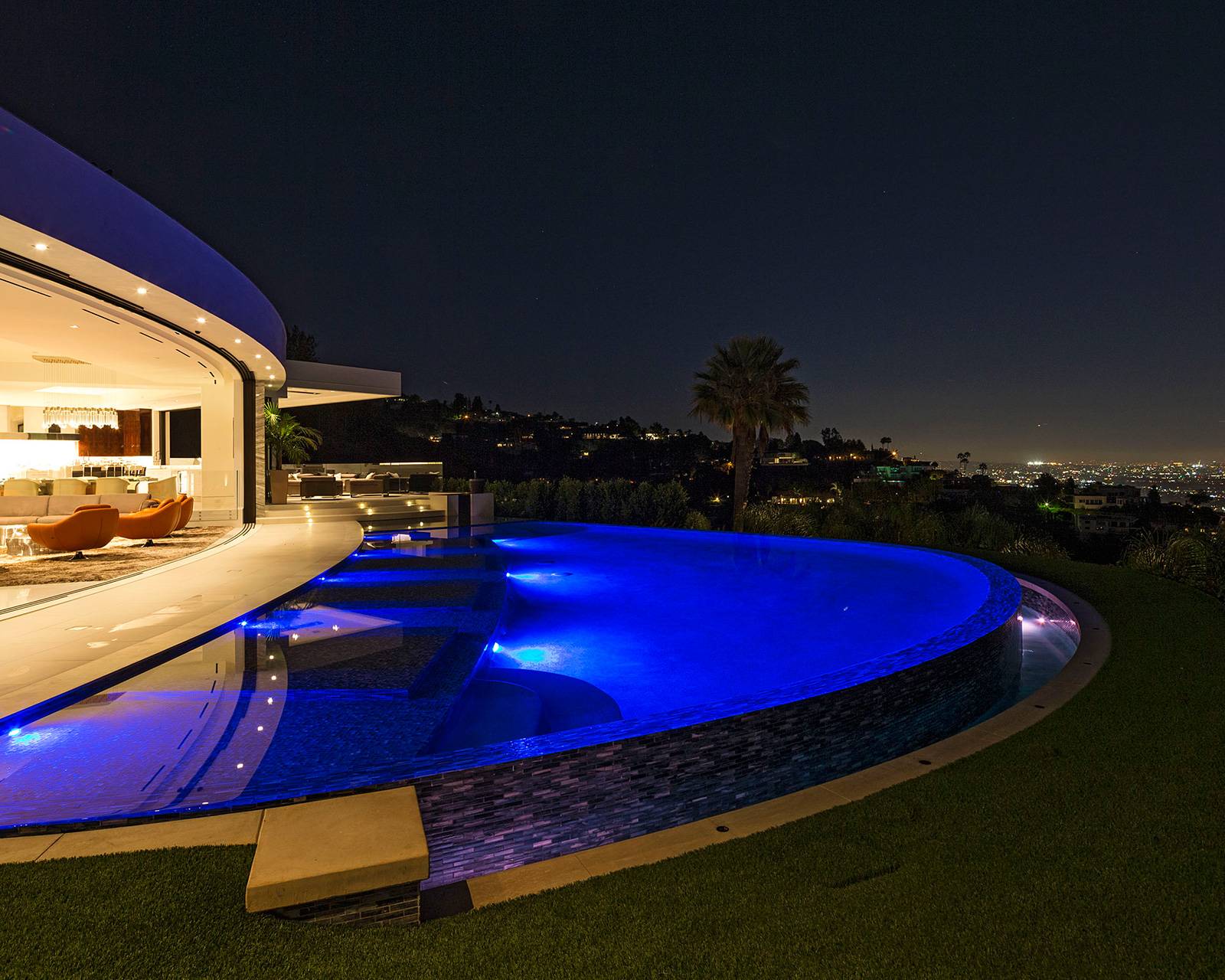 markus persson house