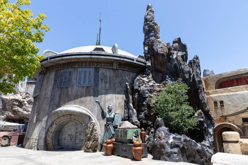 A tour of Disneyland’s Star Wars Land map in 30 photos