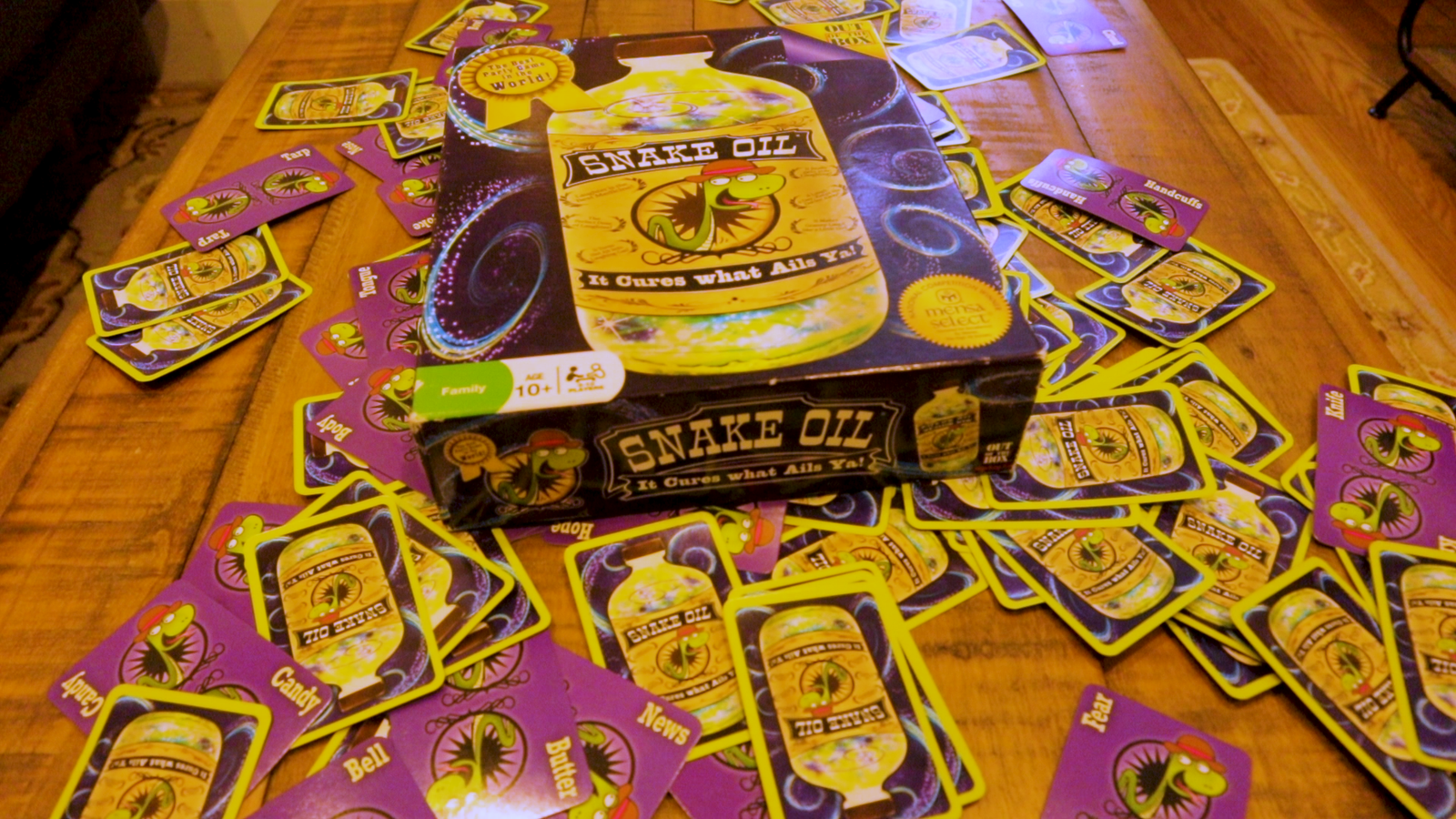 Let’s play Snake Oil, the party game about pitching ridiculous objects
