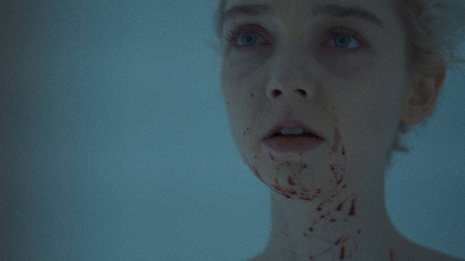 Come True review: a sci-fi horror movie centered on a universal nightmare