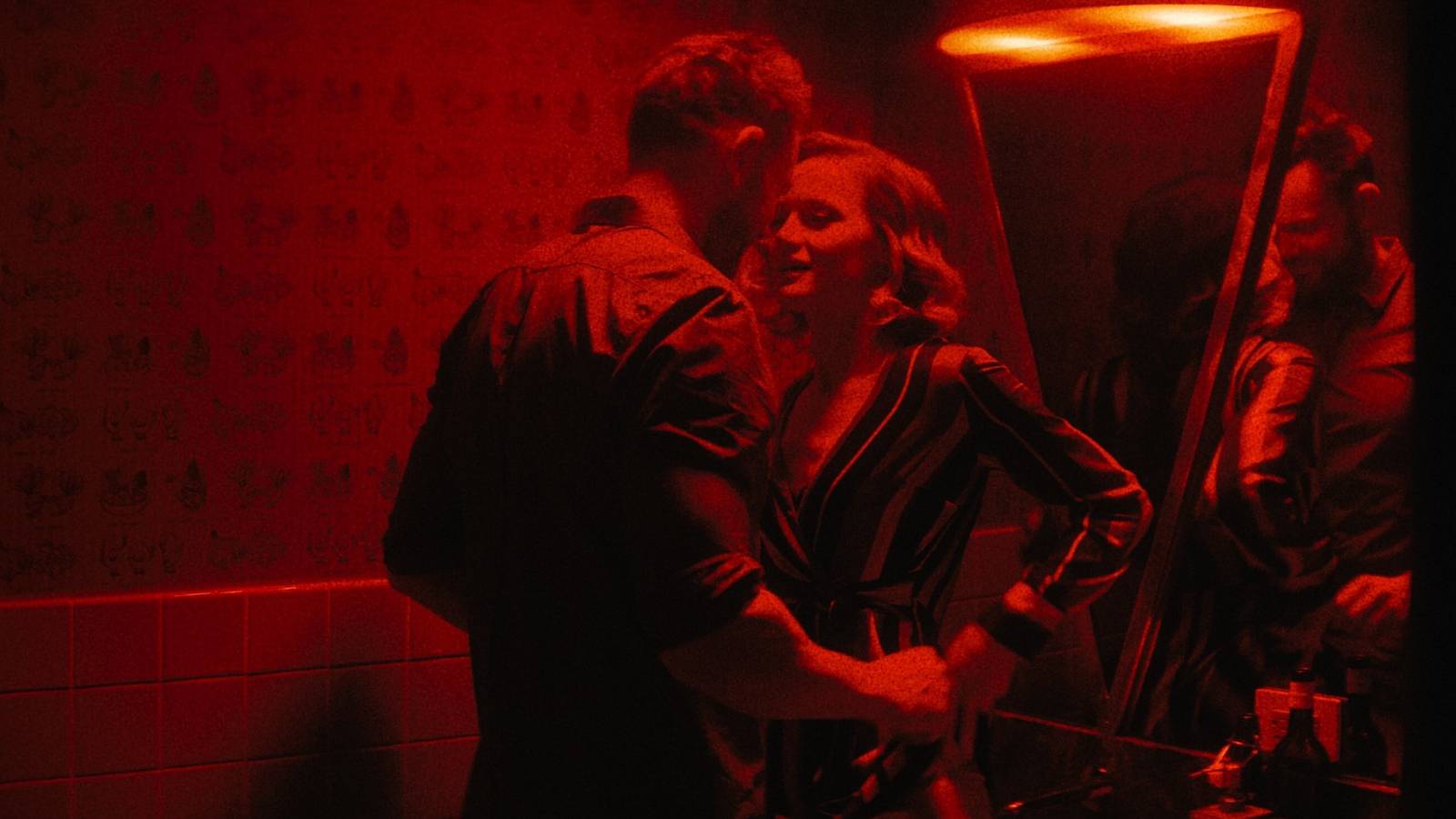 Happily review: Joel McHale and Kerry Bishé head into the Twilight Zone