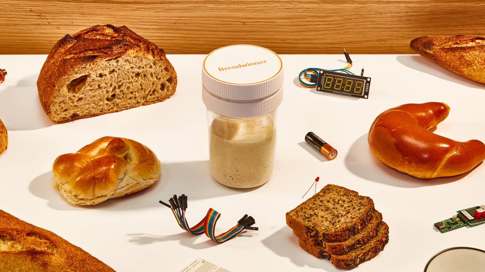 Breadwinner makes it easier and more fun to raise a starter