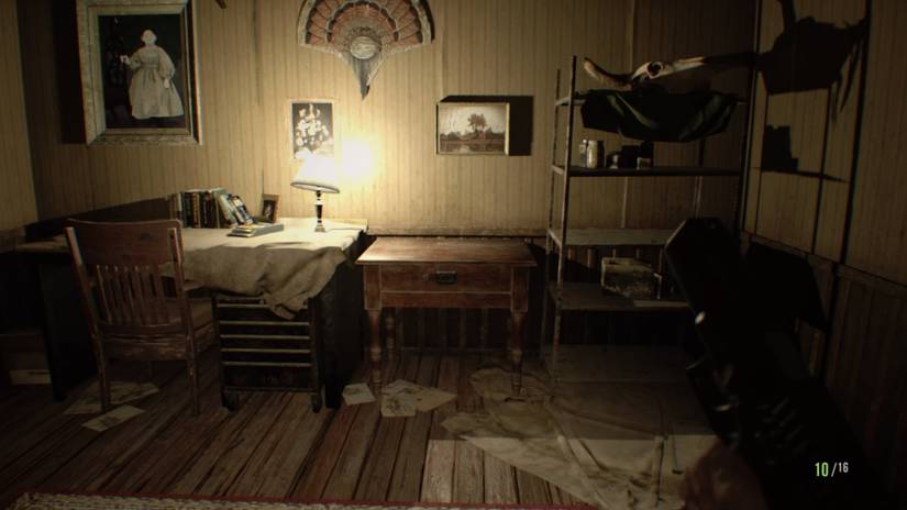 resident evil 7 wall