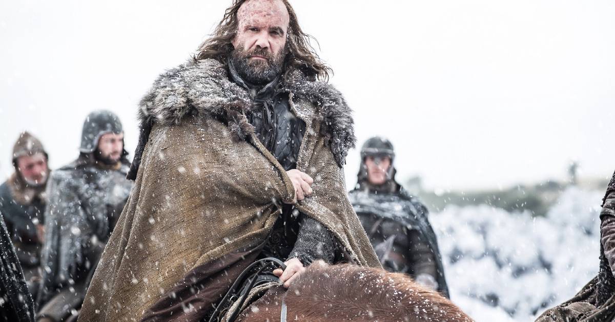 does arya kill the hound